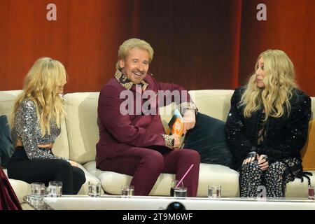 Helene Fischer, Thomas Gottschalk und Cher in der ZDF-Unterhaltungsshow 'Wetten, dass..?' live ...