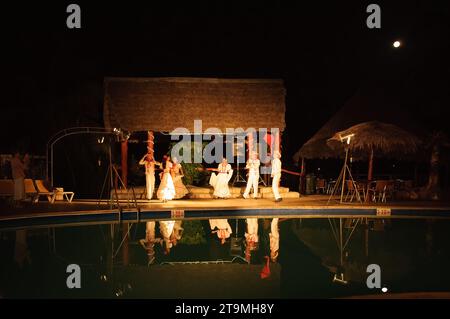 Cuban traditional entertainment show in Villa La Granjita Hotel in ...
