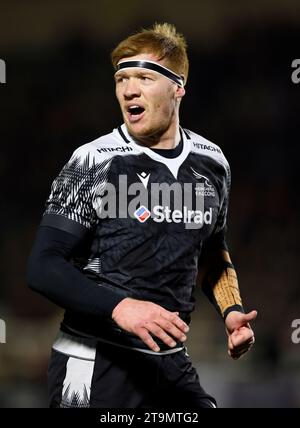 Newcastle Falcons' Sam Cross during the Gallagher Premiership match at ...