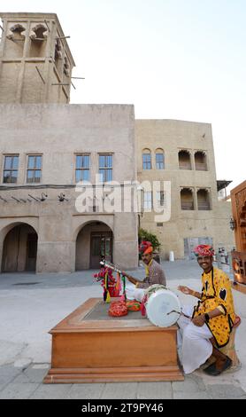 Rajasthani musicians playing traditional Rajasthani music in front of ...