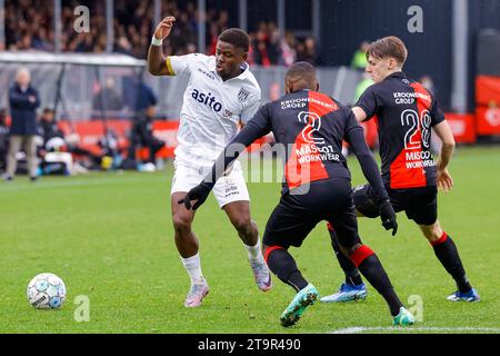 ALMELO, NETHERLANDS - NOVEMBER 2: Sherel Floranus of PEC Zwolle ...