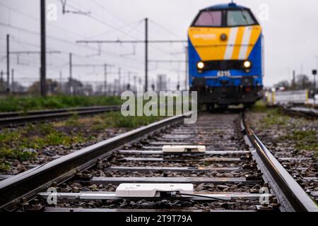 Brussels, Belgium. 27th Nov, 2023. Infrabel CEO Benoit Gilson poses for ...