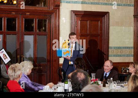 Sooty with Richard Cadell at The Oldie of the Year 2023, 23-11-23 Stock ...