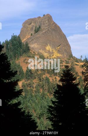 Pilot Rock from Pacific Crest Trail, Soda Mountain Wilderness, Cascade ...