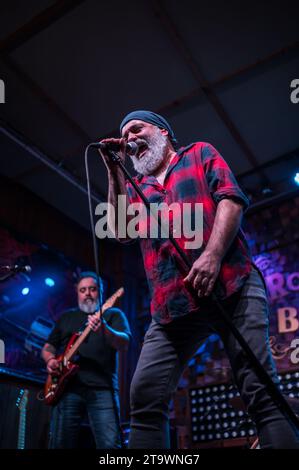 Spanish rock band Mama Kin reunites to celebrate the 20th anniversary ...
