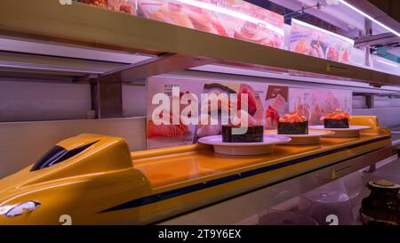 Automated Japanese Sushi restaurant, Hong Kong, China Stock Photo - Alamy