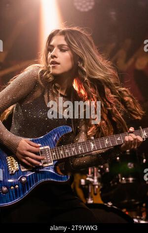 Canadian country music artist Hailey Benedict opens for Dan Davidson's ...