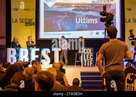 Press conference with Pierre Louis Castelli, Thierry Bouvard (Banque ...