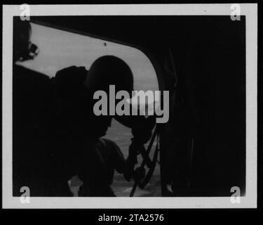 Vietnamese soldiers and marines from the ARVN, or Army of the Republic ...