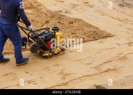 When using tamping machine compactor tool vibratory plates jump when ...
