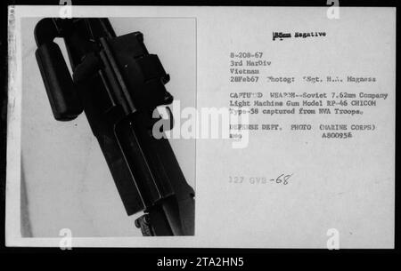 Image: The photograph shows a captured Soviet 7.62mm Carbine model 1944 ...