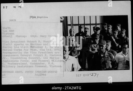 General Westmoreland and Lieutenant General Robert E. Cushman of the ...