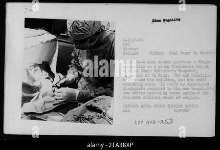 Operating room at the U.S. Military Hospital #57, medical corps, Paris ...
