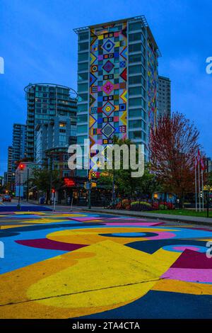 The Berkeley building geometric absract mural by Douglas Coupland, West ...