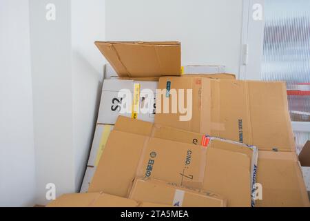 umzugskartons, removal boxes, Personal Relocation, Move, Carton Packing ...