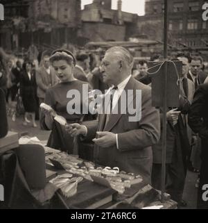 Hollywood actress Dolores Dorn visits Club Row Market in London's East ...