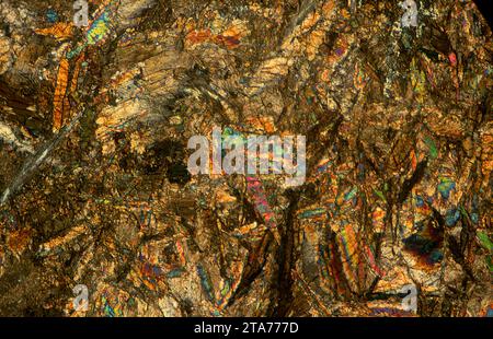 Serpentinite is a metamorphic rock composed mainly for serpentine, is ...