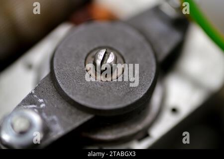 Air fryer maintenance, repair, An air fryer is a small convection fan ...