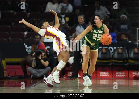 Southern California guard Malia Samuels (10) drives on UCLA forward ...