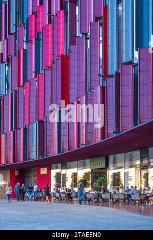Albania, Tirana, Italia square, terrace of the Mulliri Gourmet café in ...