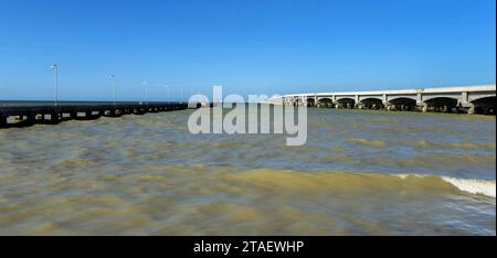 Ship terminal in Progreso, Mexico Stock Photo - Alamy