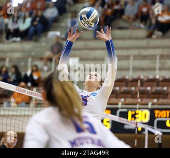 November 30, 2023: SMU setter Celia Cullen (3) during the first-round ...