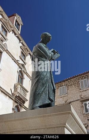 Statue of Marko Marulić at the fruit square in the Diocletians Palace ...