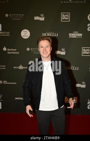 Daniel Sommer bei der 5. Charity Promi Pack 2025 Aktion von Maximilian ...