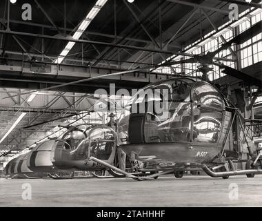 Airplane - Sud Aviation Republic Alouette II landing Stock Photo - Alamy