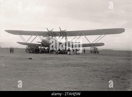 Vintage airplane - Handley Page H.P.42 Hanno - a four-engine biplane ...
