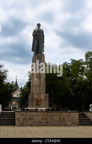Heroes monument in Romanian town Arad Stock Photo - Alamy