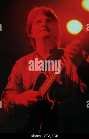 Frank Gambale, Frank Gambale guitarist, artist, Jazz fusion, smooth ...