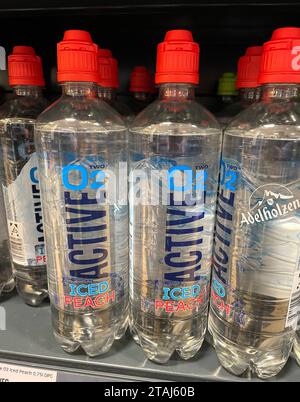 Bayern, Deutschland 01. Dezember 2023: Hier der Blick im Supermarkt ...