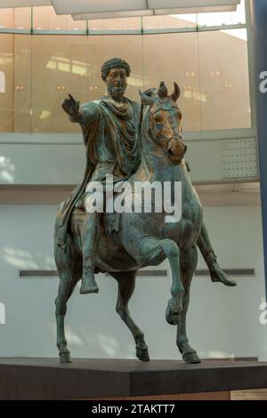 The Equestrian Statue Of Marcus Aurelius Statua Equestre Di Marco