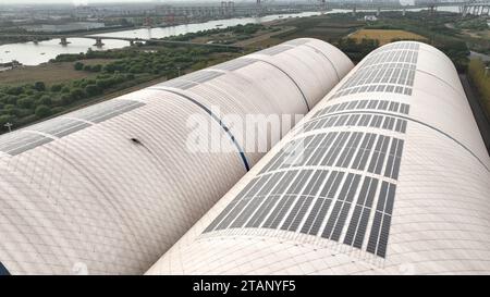 (231202) -- CHANGZHOU, Dec. 2, 2023 (Xinhua) -- This aerial photo taken ...
