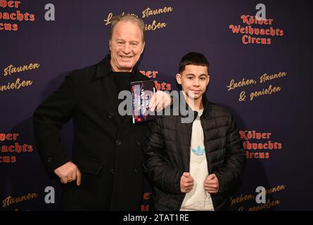 Komiker Tom Gerhardt und Sohn Rodrigo kommt zur Premiere des 8. Kölner ...