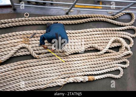 USS Philippine Sea conducts mooring operations during a routine port ...