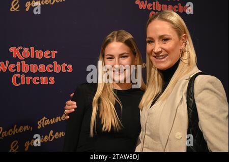 Komiker Tom Gerhardt und Sohn Rodrigo kommt zur Premiere des 8. Kölner ...