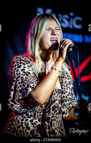 Jess Hayes Singer Stock Photo - Alamy