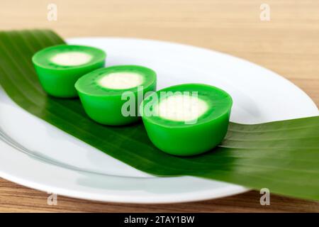 Malaysian dessert kuih Nona Manis and kuih bingka ubi or Baked Tapioca ...
