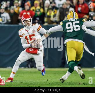 Green Bay Packers' Devonte Wyatt, front left, and Lukas Van Ness, right ...