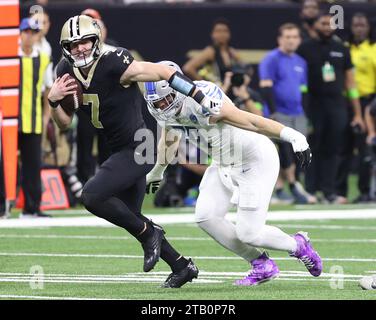 Detroit Lions defensive end John Cominsky (79) plays during an NFL ...
