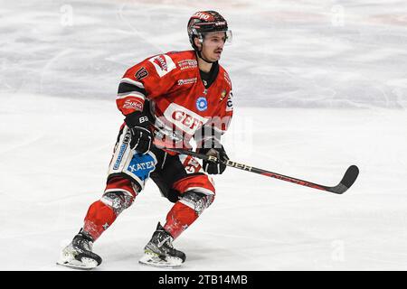 Memmingen, Deutschland. 04th Dec, 2023. 03.12.2023, Eissporthalle am ...