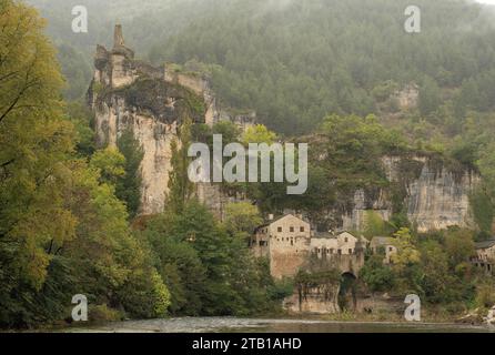 The medieval hamlet of Castelbouc, in the Gorges du Tarn, below the ...