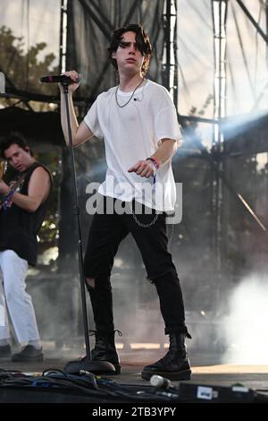 Cameron Boyer of Weathers performs on Day 2 at Riptide Music Festival on Fort Lauderdale Beach ...