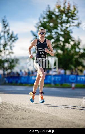 Eva Goodisson running at the finish line in Pontevedra in the 2023 ...