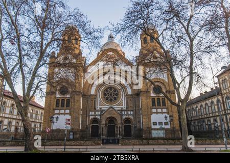 Novi Sad Synagogue Stock Photo - Alamy