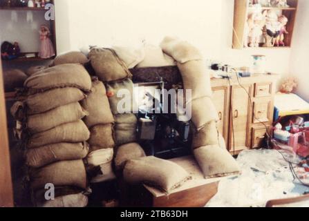 Waco Siege – FBI machine gun position 1 Stock Photo - Alamy