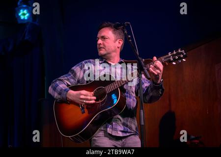 Singer, songwriter, Chris Ronald, in concert, Rogue Folk Club Stock ...