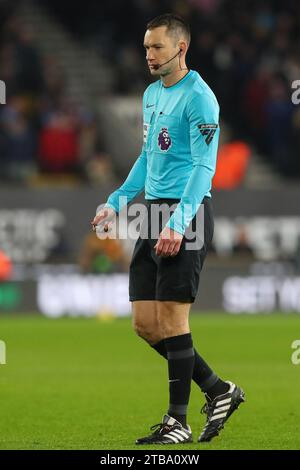 Referee Jarred Gillett during the Premier League match at Tottenham ...